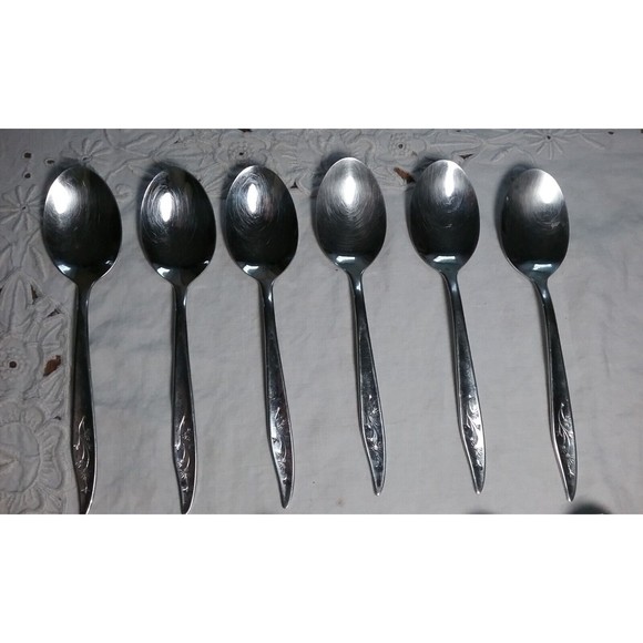 Misty Isle | Dining | Vintage Tradition Stainless Usa Misty Isle Set Of ...